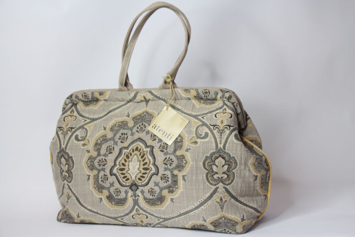 Atenti Pioneer Travel and Knitting Bag at Fabulous Yarn.com