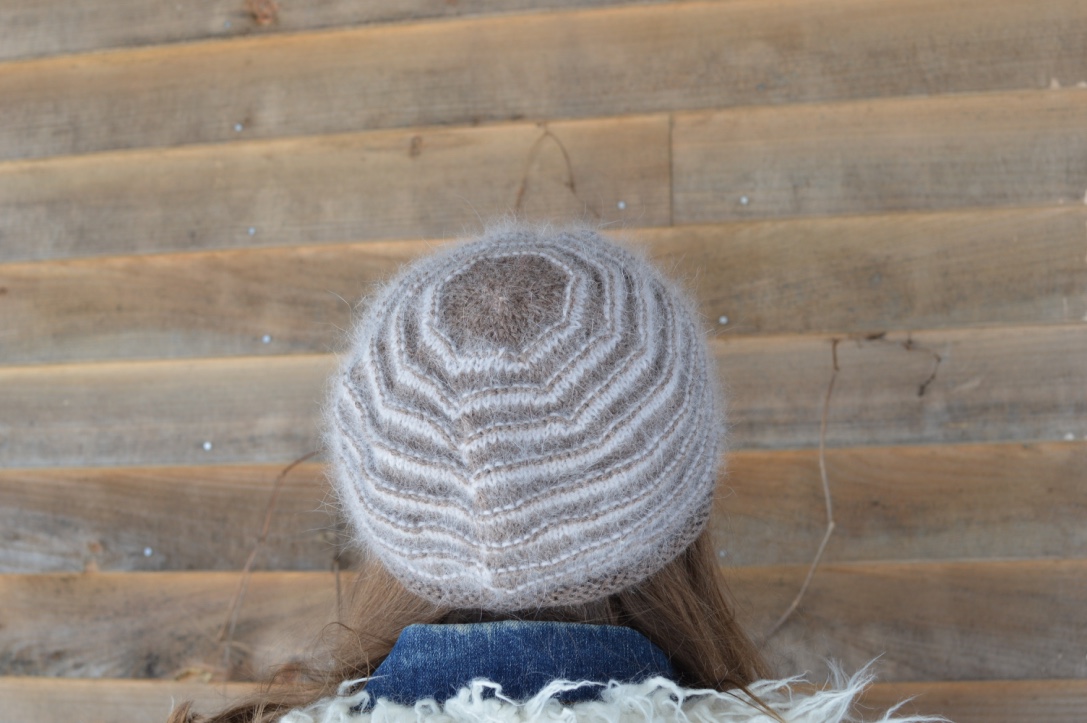 Cinnamon Loop Hat – The Twisted Skein