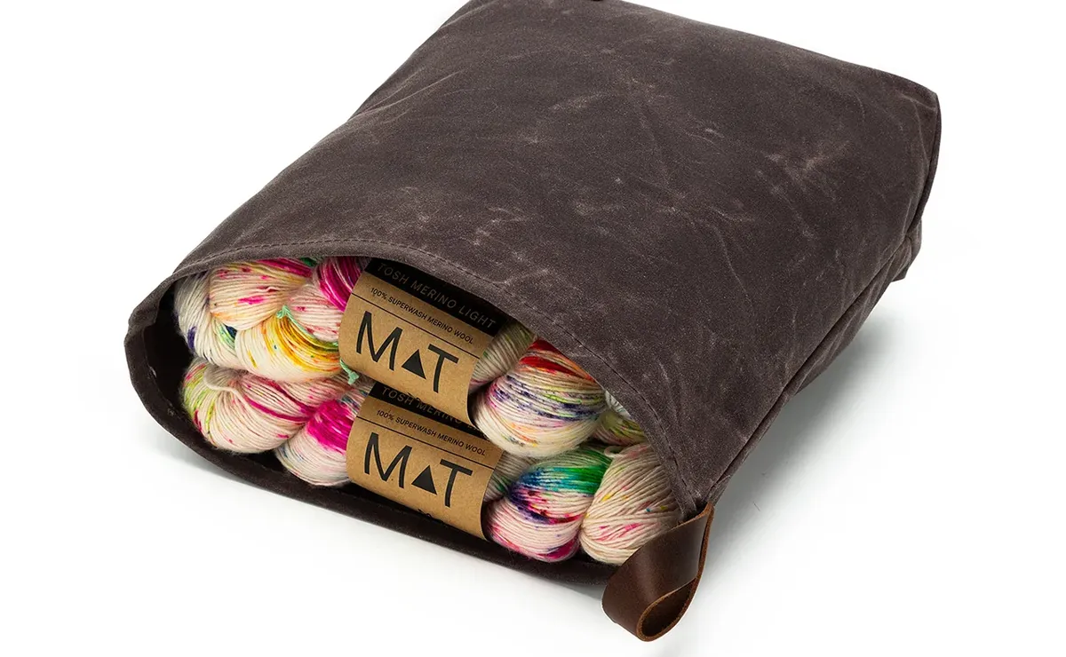 Della Q Makers Canvas Knitsack in Cocoa at Fabulous Yarn