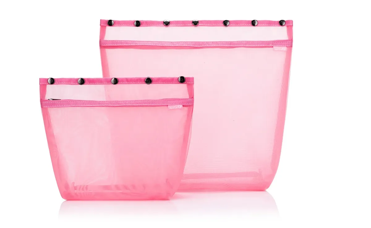 Della Q Standing Oh Snap Sack at Fabulous Yarn