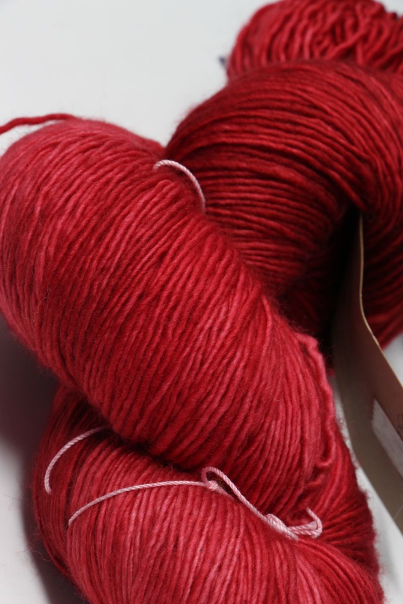 Tosh Light | Scarlet (042) | Fabulous Yarn